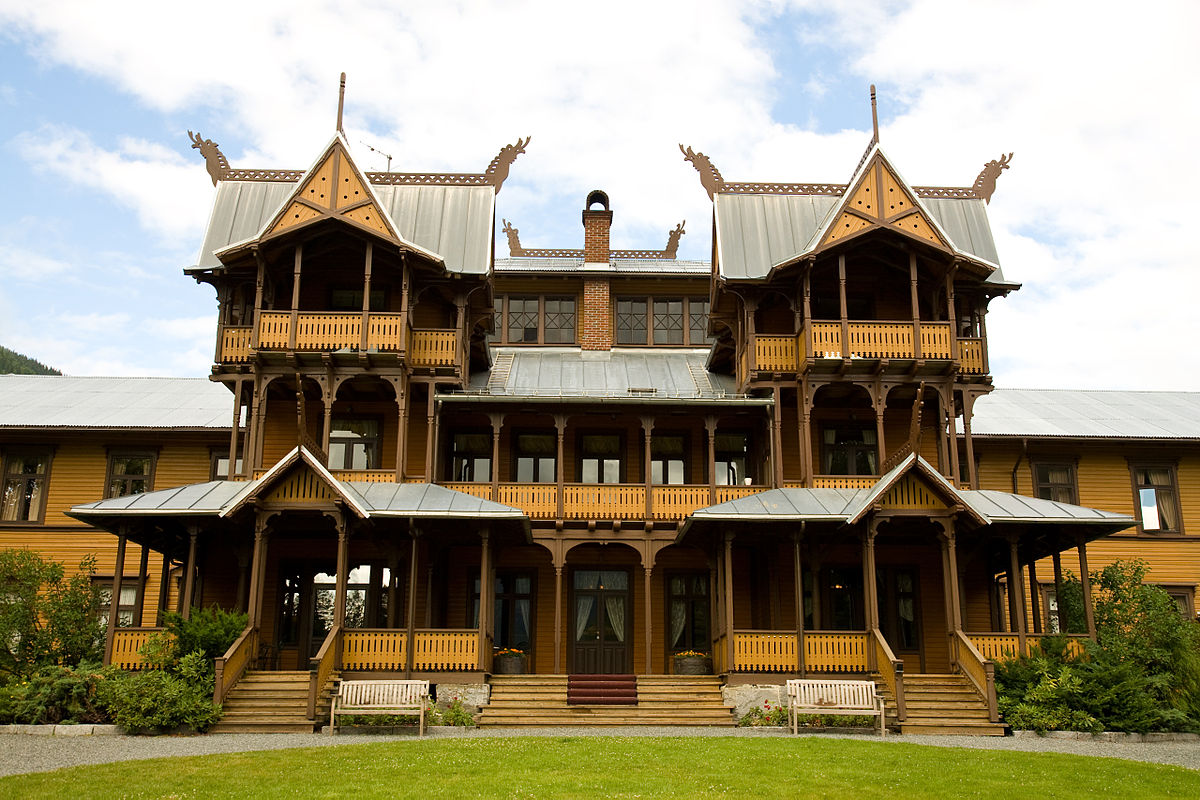 Architecture and the Reconstruction of National Identity: A glance at ...
